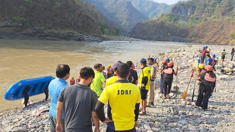 Rishikesh News Boy From Meerut Along With His Company Colleagues Drown ...