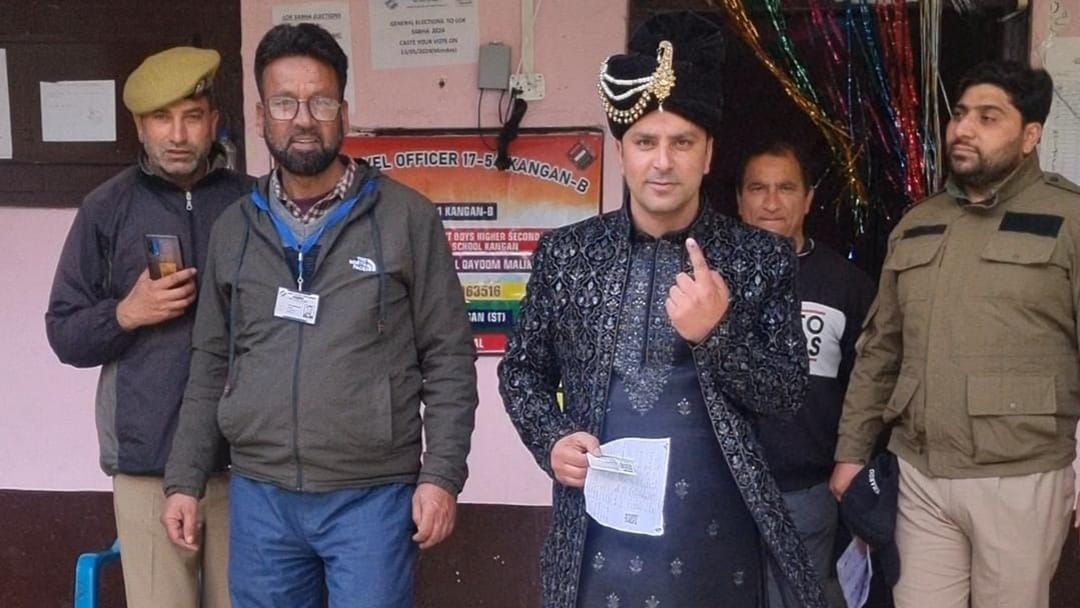 Jammu Kashmir Lok Sabha Election 2024 Phase 4 Voting Live Polling On ...
