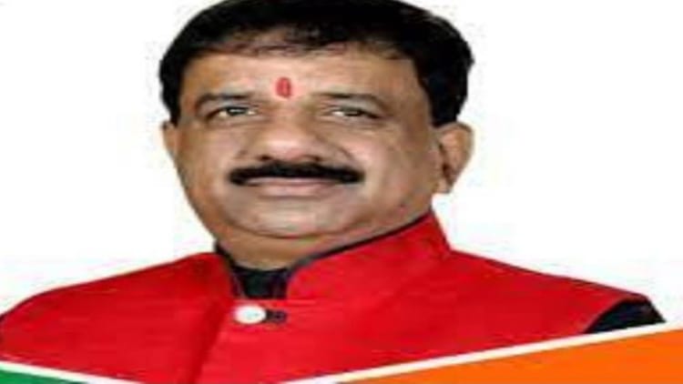 Bhopal Assessment Of Workers Bhopal Bjp Candidate Alok Sharma Has ...