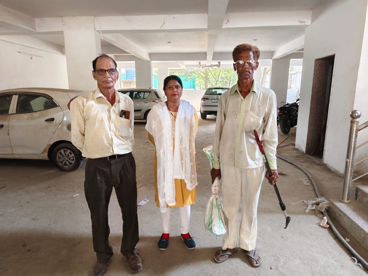 Lucknow: A Crocodile-like Creature Reached The Second Floor Of The ...