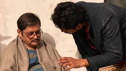 Rohitashv Gour Went To Sleep On Terrace In Scorching Heat Sanjay Mishra Vineet Kumar Became ...