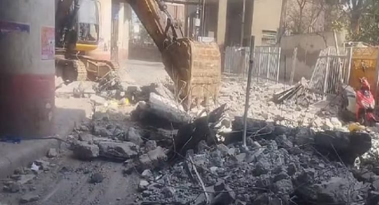 The Design Of Elevated Stations Is Being Improved - Amar Ujala Hindi ...