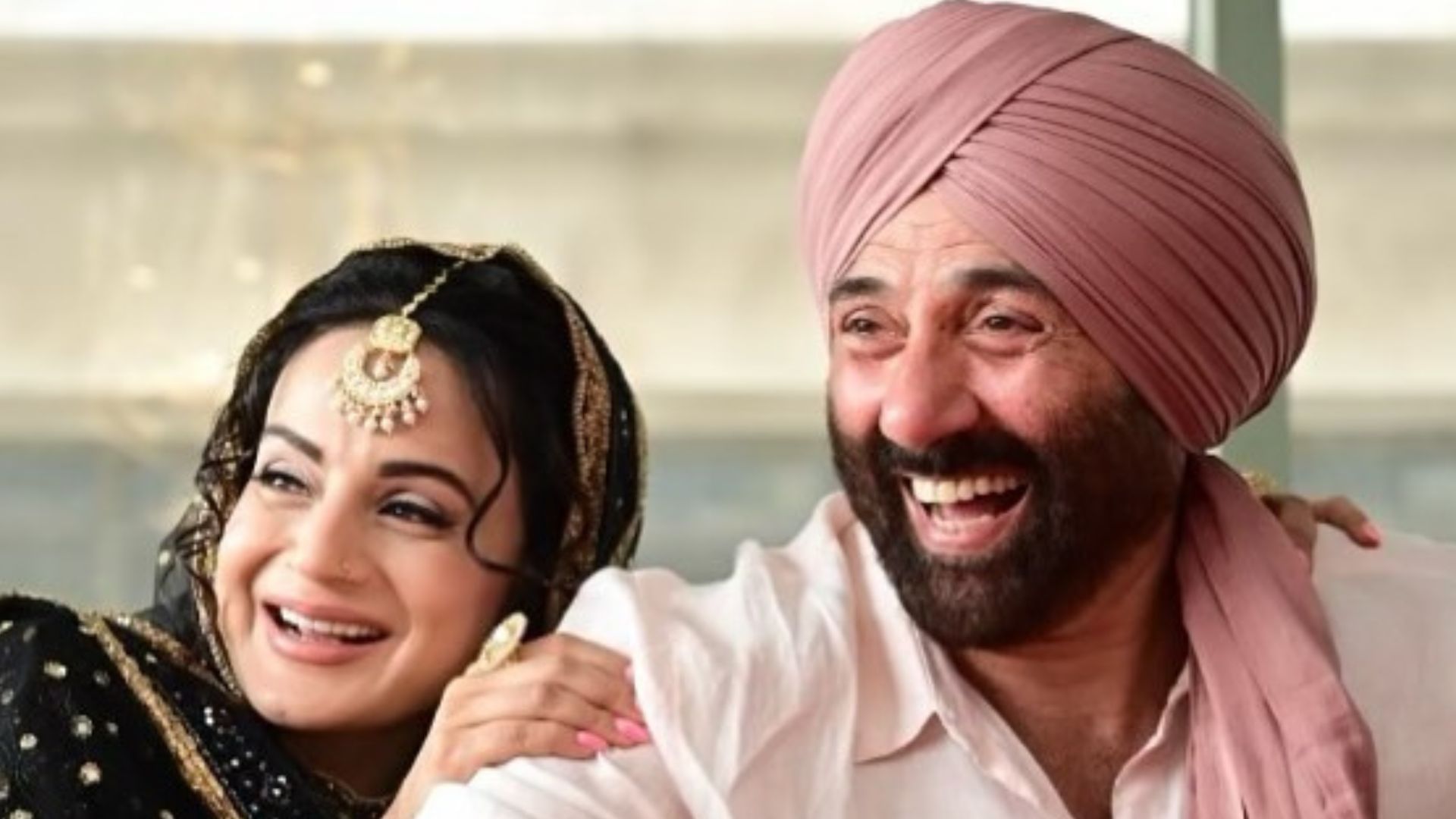Ameesha Patel Claims She And Sunny Deol Do Lots Of Editing And Re Shooting In Gadar 2 - Amar ...