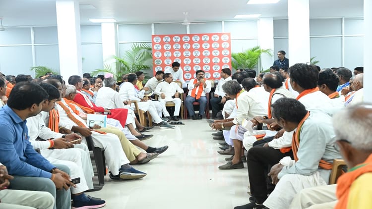 Kabirdham News: Sit Will Investigate Suspicious Death Of Komal Sahu ...