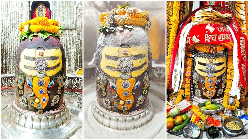 Ujjain News: Baba Mahakal Dressed As Lord Ganesha In Bhasmarti - Amar ...