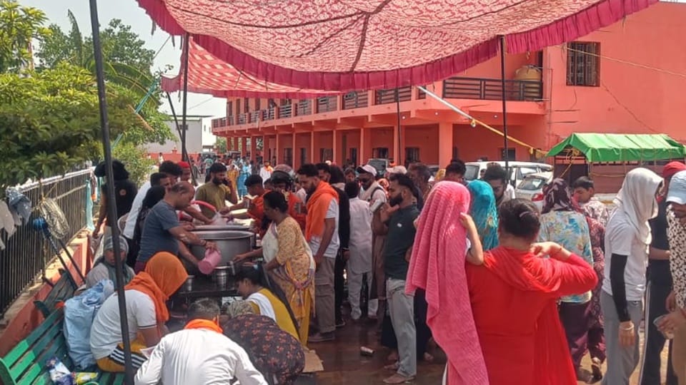 Baba Sidh Goria Mela:स्वांखा में सात दिवसीय बाबा सिद्ध गोरिया मेला शुरू ...