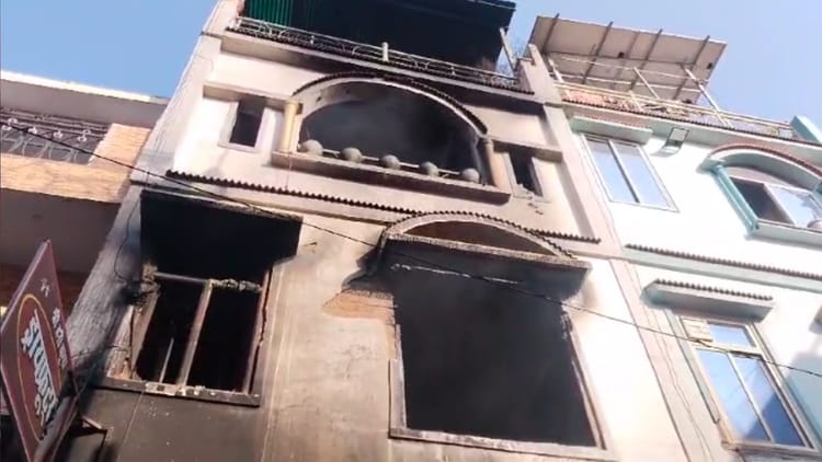 Mp News: Massive Fire In A House In Gwalior, Three Dead, Dry Fruit Trader And Two Daughters ...