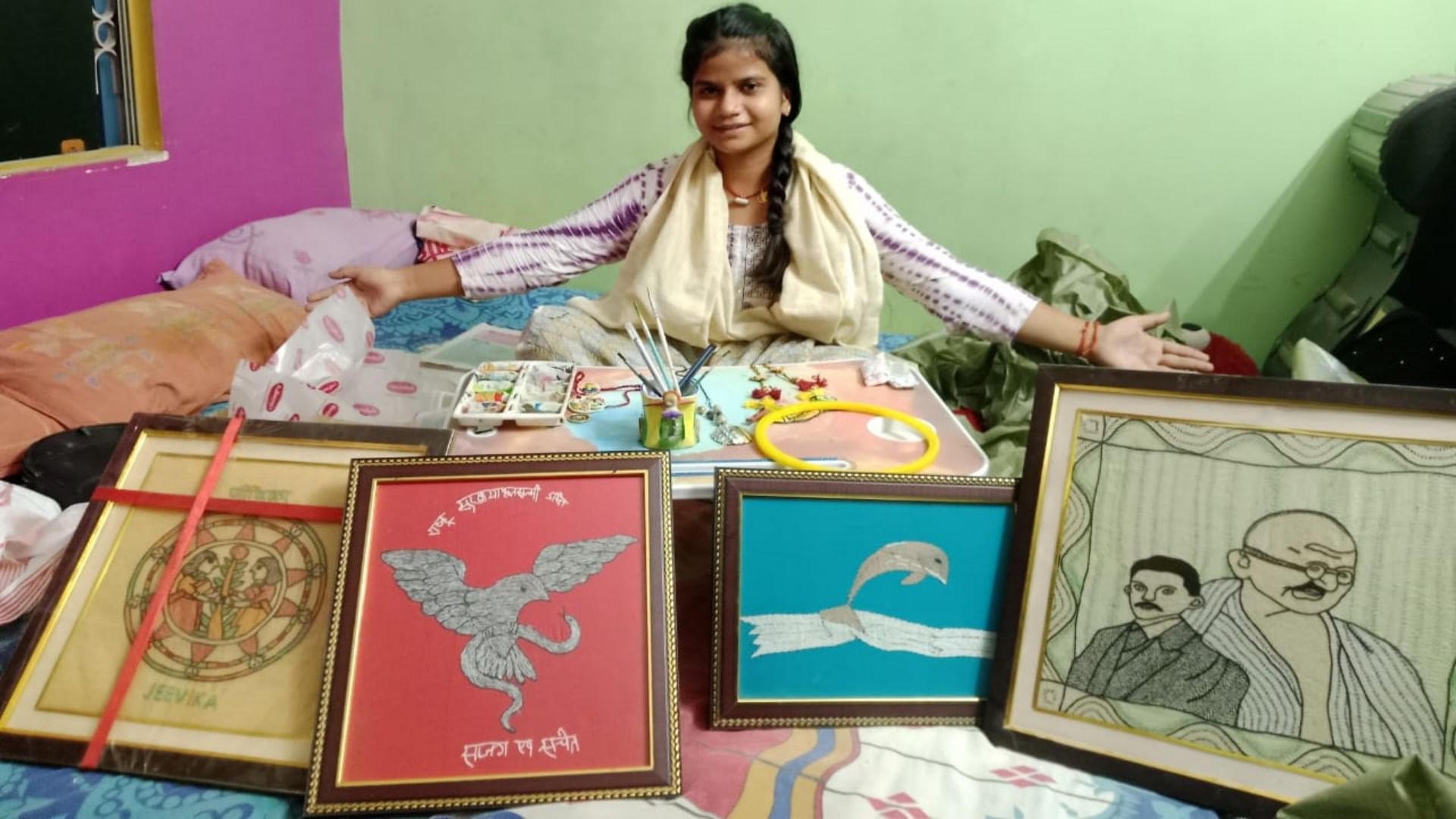 Muzaffarpur News: Anshika Kumari Is Improving Her Future In Madhubani Painting At The Age Of 13 ...