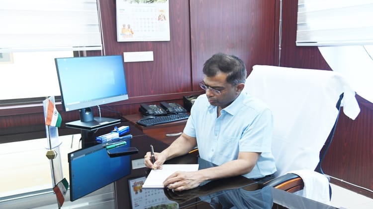 Cg News:पूर्व Ias अजय सिंह ने संभाला छत्तीसगढ़ राज्य निर्वाचन आयुक्त का ...