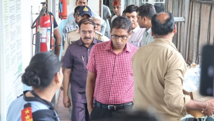 Indore News: Collector Orders Fir In ₹100 Crore Land Registry Scam ...