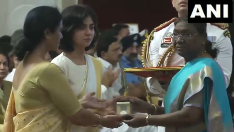 36 Soldiers Including 14 Martyrs Received Kirti Chakra And Shaurya ...