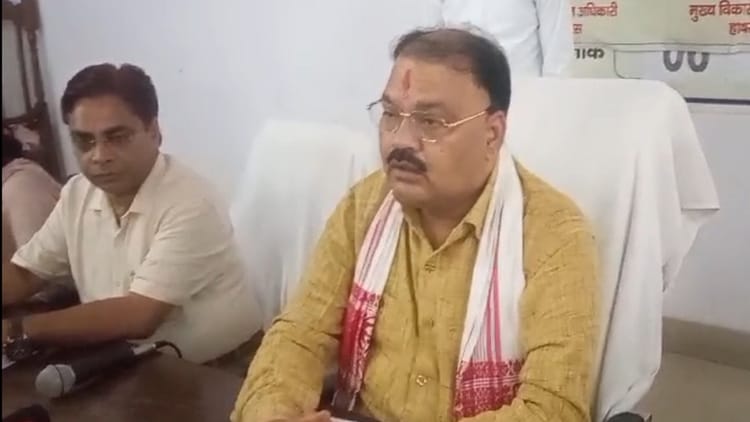 State Child Rights Protection Commission Chairman Dr. Devendra Sharma ...