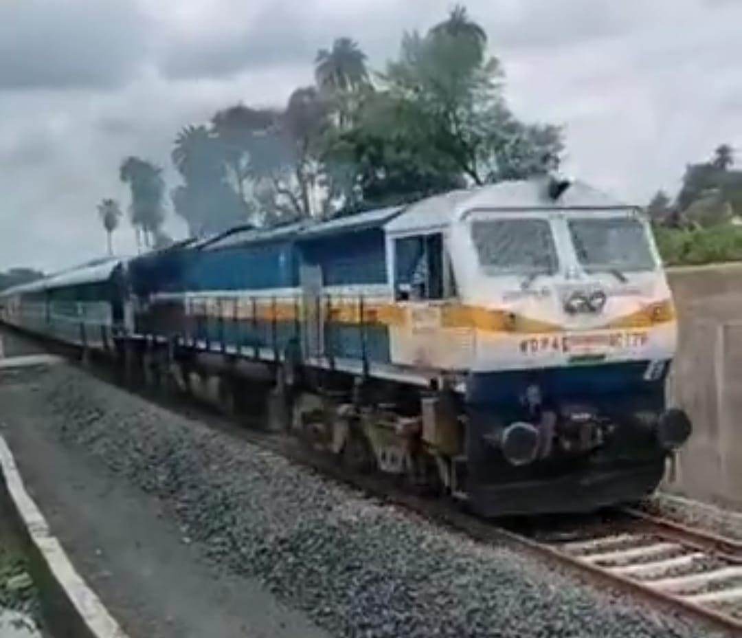 Indore: Trial Run On New Railway Line Between Mhow-patalpani, Now ...