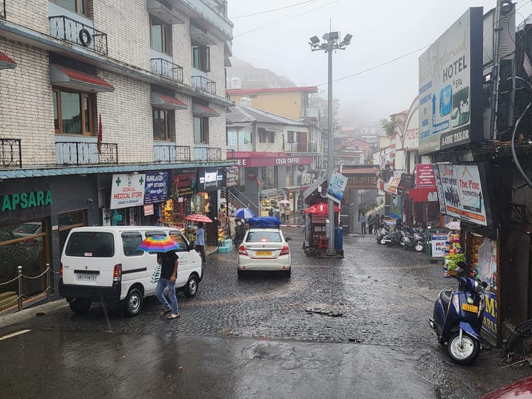 Uttarakhand Weather:अलर्ट के बाद मसूरी में झमाझम बारिश, मैदान में दिनभर ...