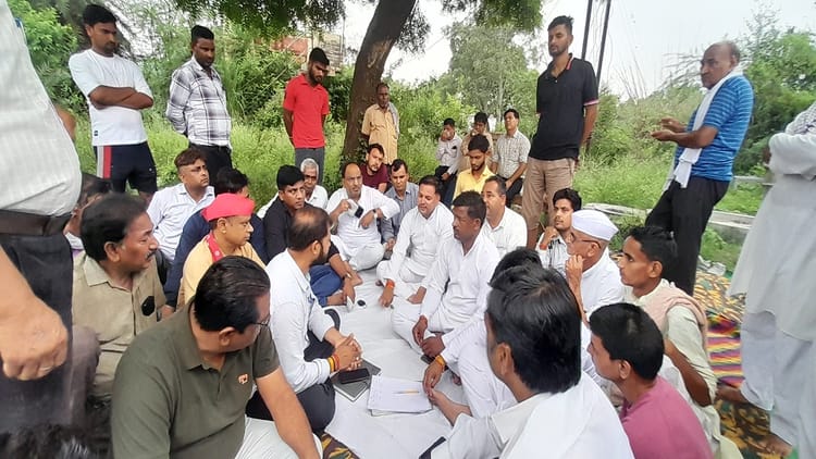 Samajwadi Party Gave Seven Days Ultimatum - Aligarh News - Aligarh:सपाइयों ने दिया सात दिन का ...