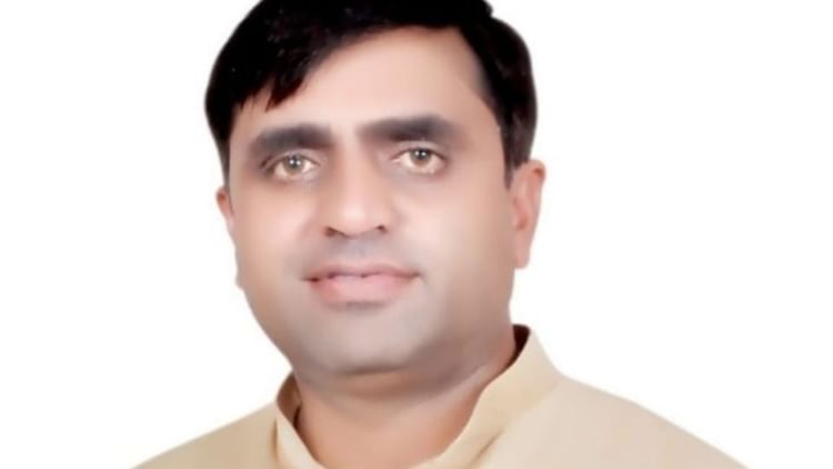 Three People Beat Up Bjp Leader Ramkumar Nagar In Greater Noida - Amar ...