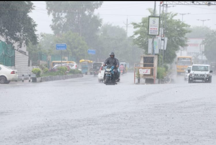 Strong System Active In Mp, Rain In Many Districts Including Bhopal, Only 8% Rain In Rewa, Alert ...