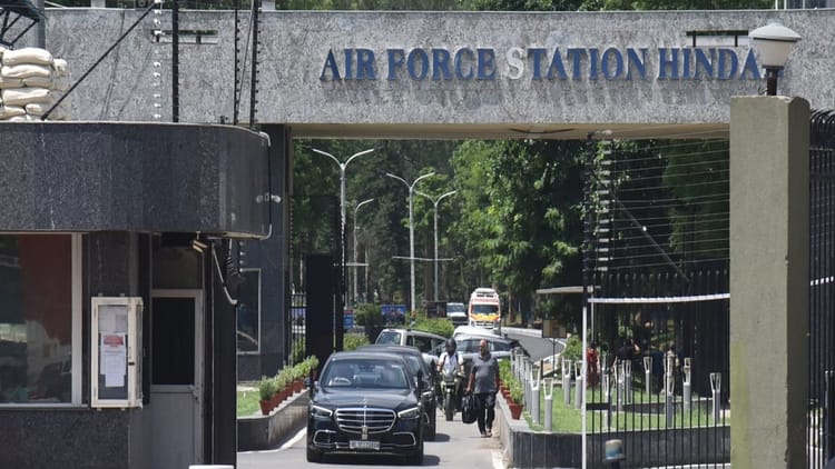 Plane Returned To Bangladesh Sheikh Hasina Is Still At The Hindon ...