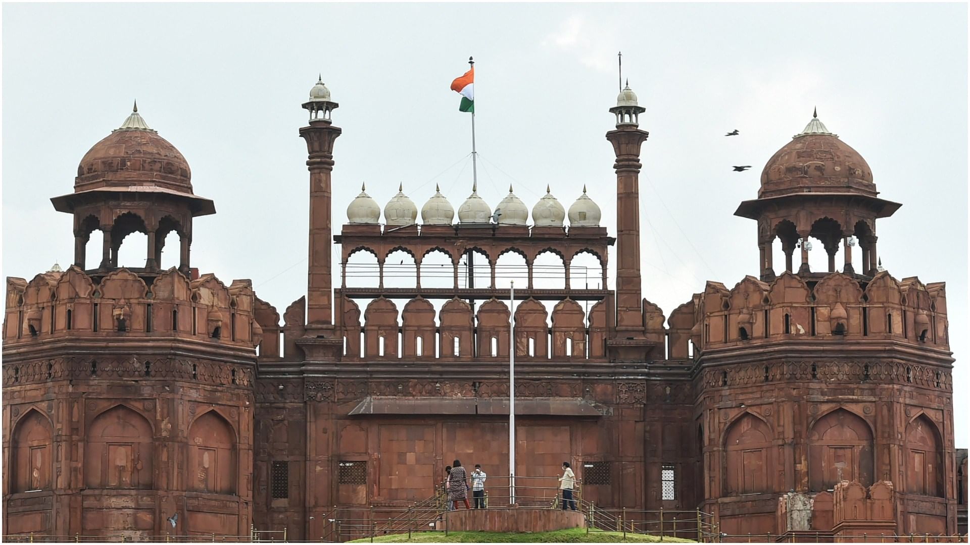 Two Old Cartridges And An Old Circuit Board Found During Search At Red ...