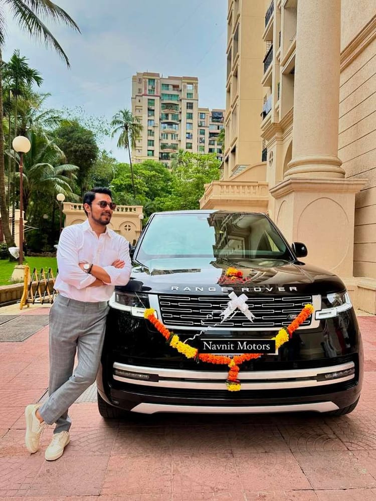 रणदीप हुड्डा ने खुद को गिफ्ट की चमचमाती रेंज रोवर, कीमत उड़ा देगी होश
