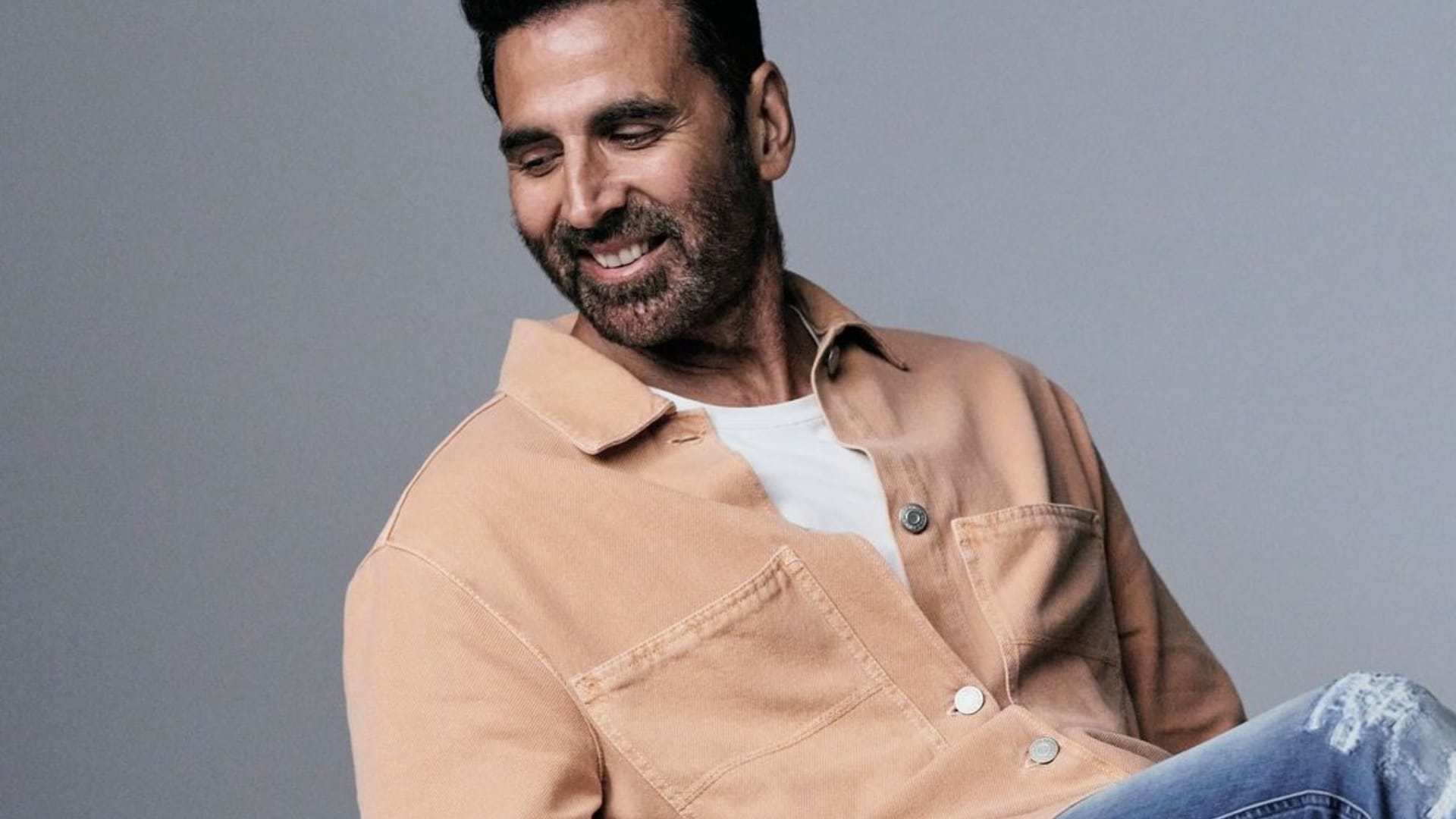 Akshay Kumar Wants To Meet First Female Auto Driver Chhaya Mohite ...