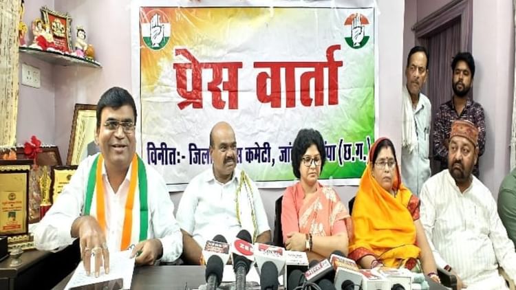 Congress Mla Vyas Kashyap And Sheshraj Harbans Took A Jibe At Bjp Government - Amar Ujala Hindi ...