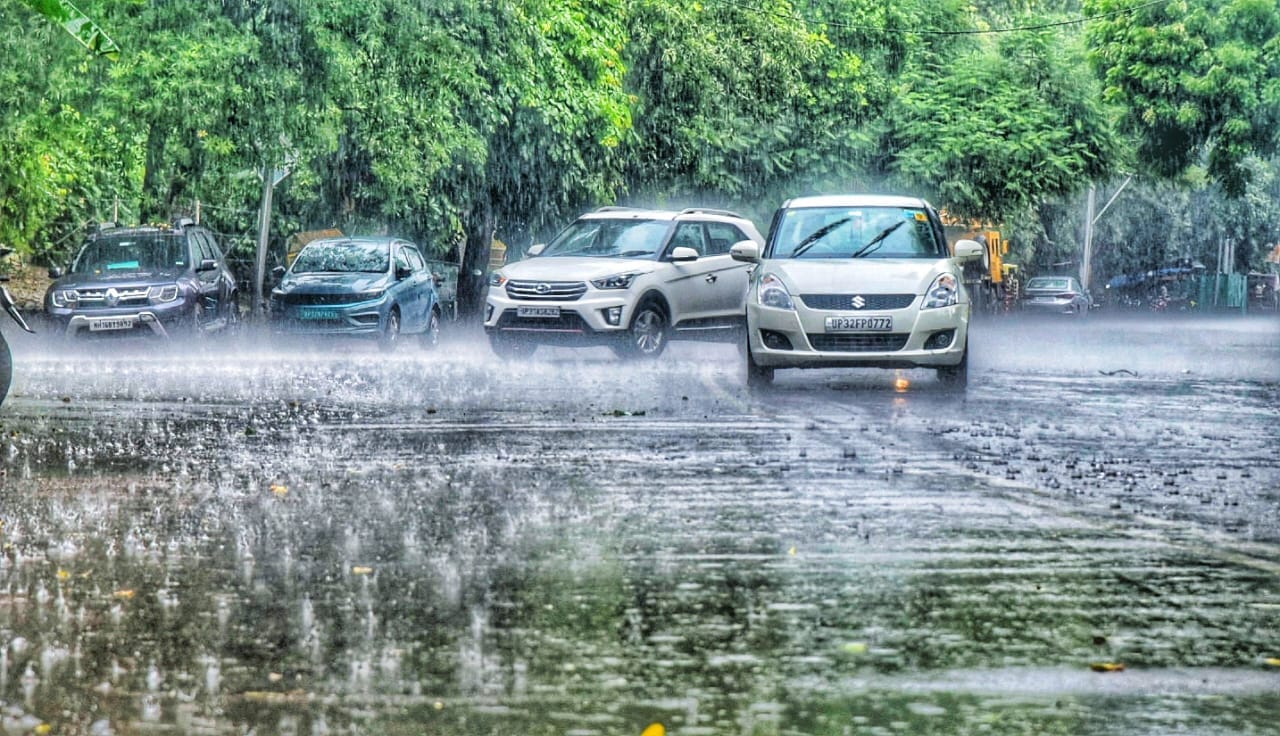 यूपी:प्रदेश में मौसम लेगा यू-टर्न, तापमान में आएगी गिरावट; साइक्लोन की ...