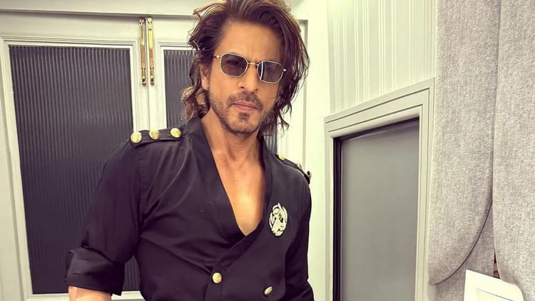 Shahrukh Khan During The Film Devdas Got Addicted To Alcohol Actor Made ...