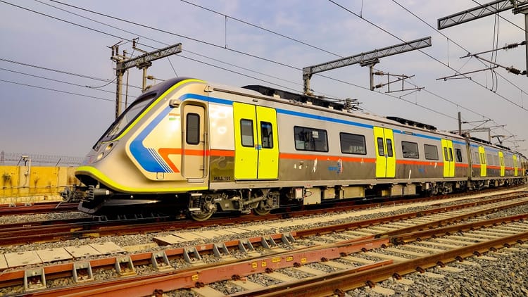 Meerut Metro Coach Unveiled At Duhai Depot Operations To Begin In 2025 ...