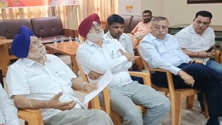 Former Mla Harbhajan Singh Cheema Said That Sexual Crimes Are ...