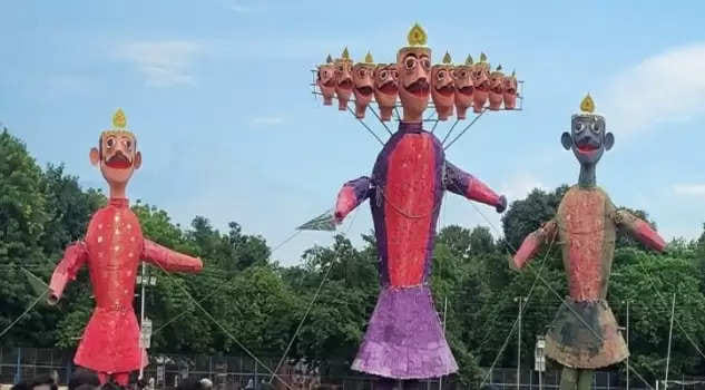 Seventy Feet Ravana And 65 Feet Kumbhkarna Burnt In Varanasi Characters ...