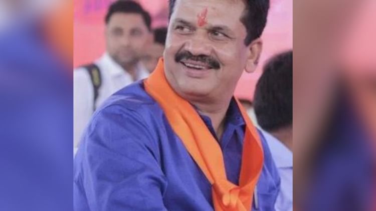 Ias Transfer In Up Dr. Dinesh Chandra New Dm In Jaunpur - Amar Ujala ...