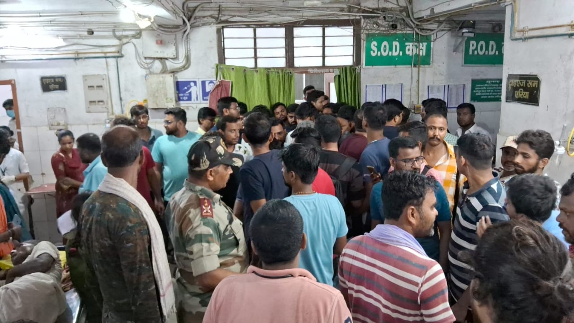 Bihar News :बिहार में भीषण सड़क हादसा, मासूम बच्ची सहित दो की मौत; मेला ...