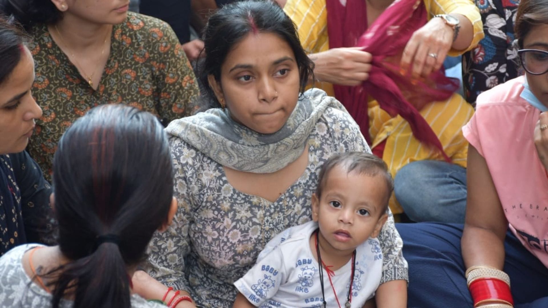 Bhu News:नर्सिंग अफसर का शव लेने से इनकार, एमएस समेत तीन अफसरों के ...