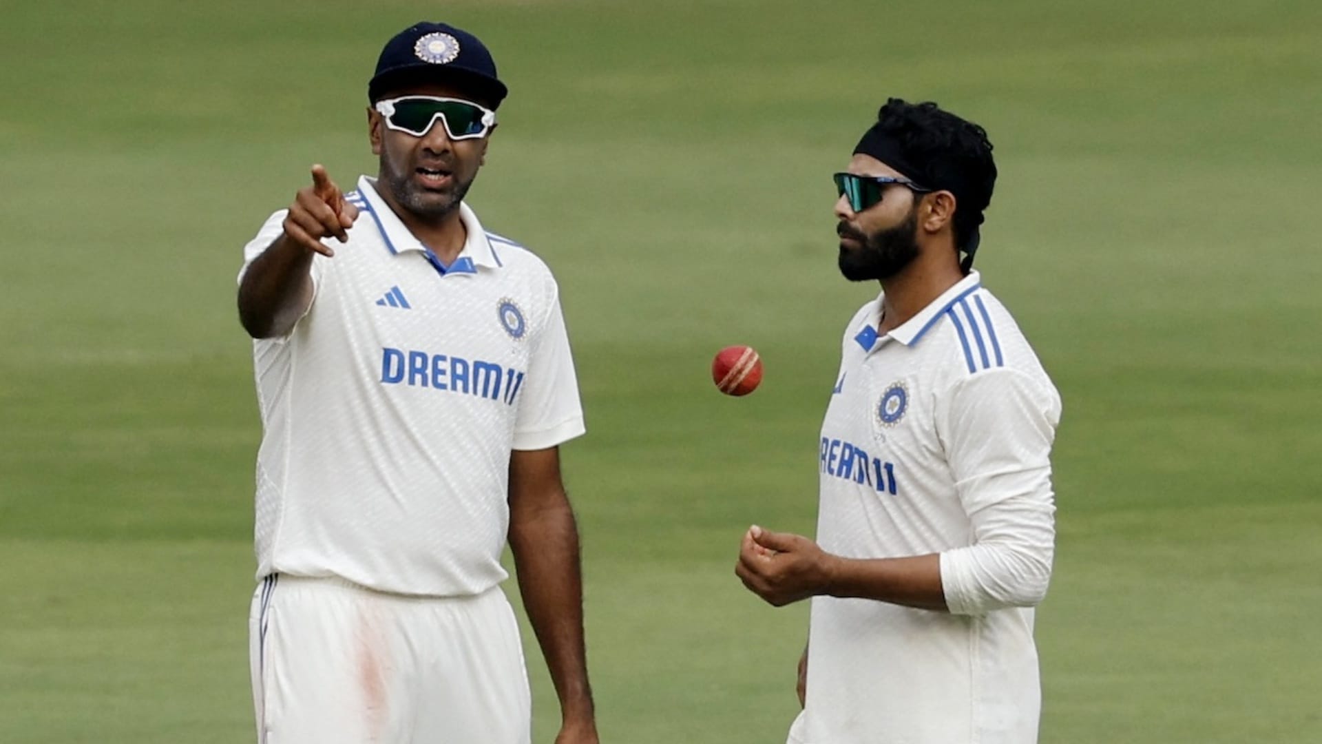 All-rounder Ravindra Jadeja Revealed That R Ashwin Did Not Give Him The ...