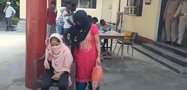 Teenager Kidnapped And Group Misdeed In Moving Car In Mathura Two Criminals Arrested - Amar ...