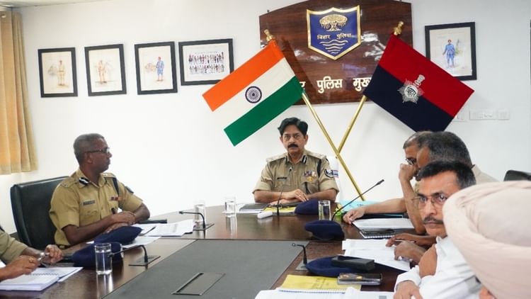 Bihar News: After Cm Nitish Kumar Meeting Dgp Bihar Alok Raj Ips ...