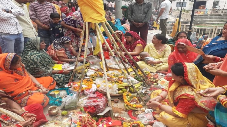 On Jivitputrika Vrat, The Fasting Mothers Kept A Waterless Fast And ...