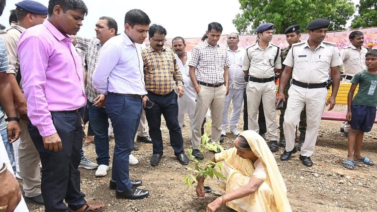 Bihar News: Buxar District Got First Place In State In Jal Jeevan ...