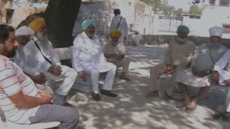 Fear Of Gangster Simma Behbal In Village Behbal Kala Of Faridkot No One ...