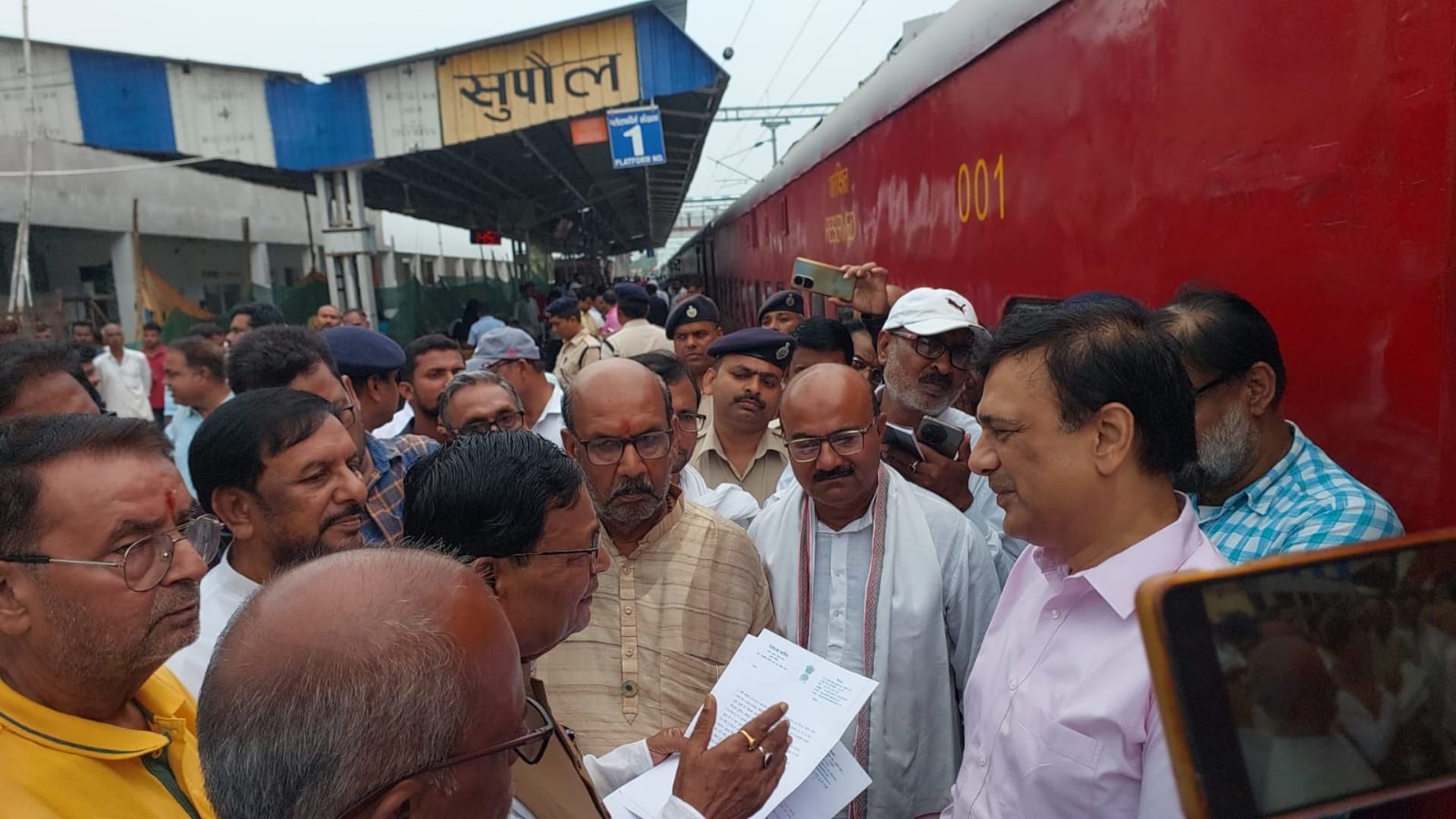 Supaul: Gm Chhatrasal Singh Inspected Saharsa-lalitgram-nirmali Railway ...