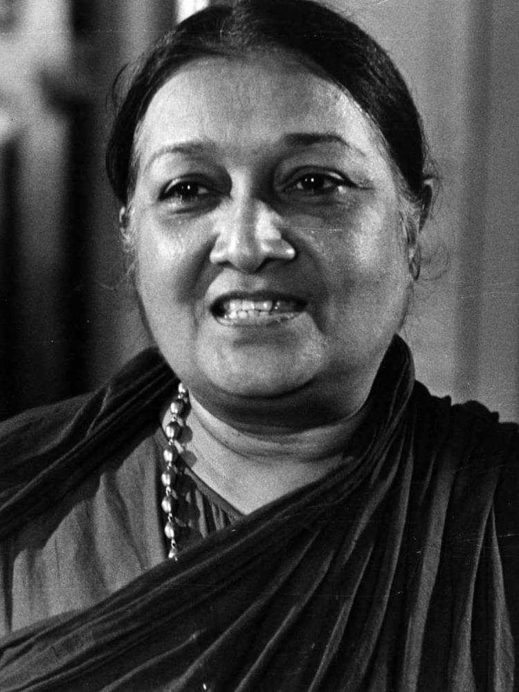 दर्जी पर दिल हार बैठी थीं दीना पाठक, मोहब्बत की अनोखी है दास्तां