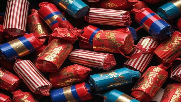 Firecrackers Banned:दिल्ली में 1 जनवरी तक पटाखों पर पूर्ण प्रतिबंध ...
