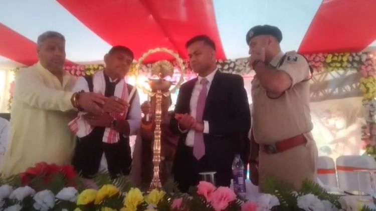 State Kalpvas Fair Begusarai Minister Surendra Mehta And Dm Tushar ...