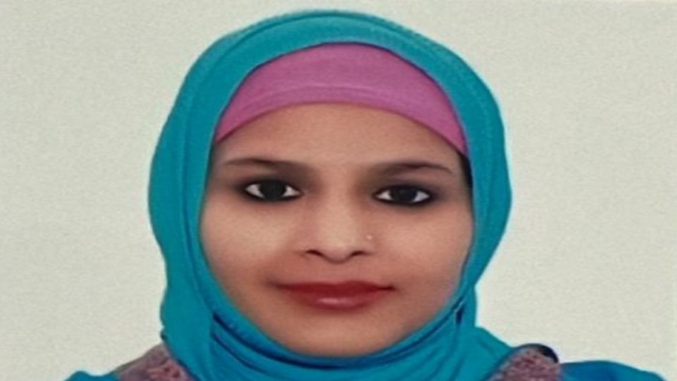 Mirapura By-election: Sp Made Sumbul Rana Its Candidate, She Is The ...