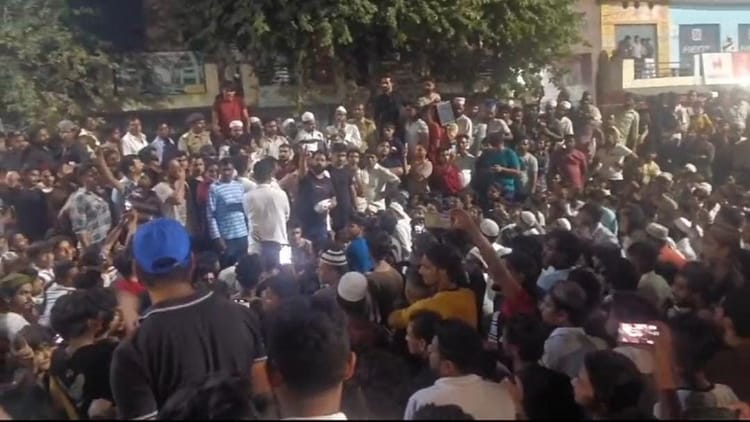 Muzaffarnagar: Tension In Budhana Due To Religious Comment, Case Filed ...