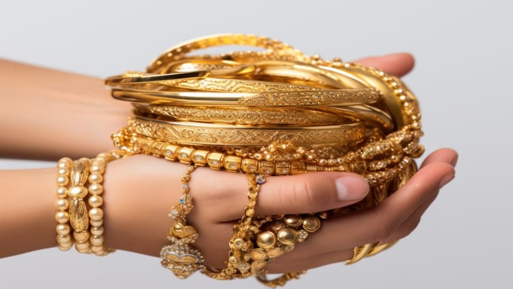 Gold Silver Price:सोना 100 रुपये गिरकर 98600 रुपये प्रति 10 ग्राम पर ...