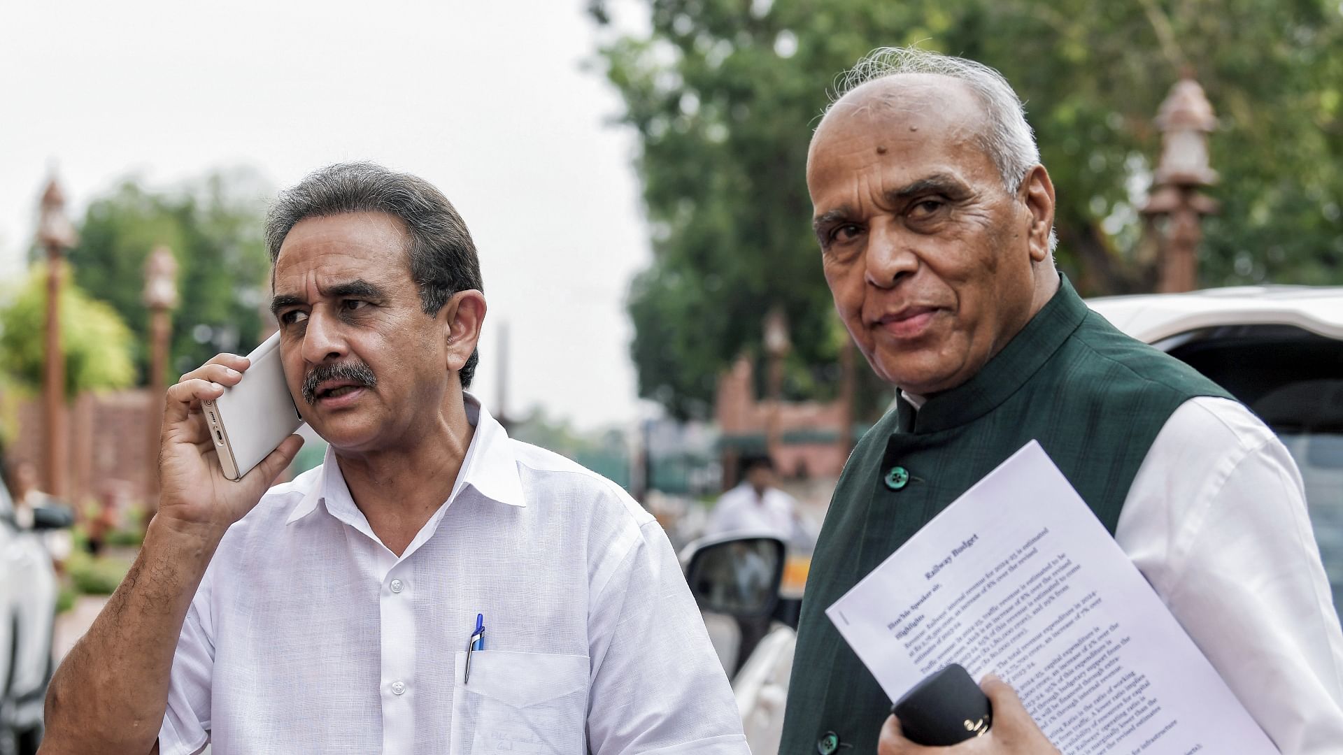Jagdambika Pal Says Didnt Reveal Par Panel Proceedings Only Spoke On