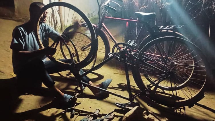 Success Story Of Ajay Sahni Of Varanasi Qualified For National Swimming ...