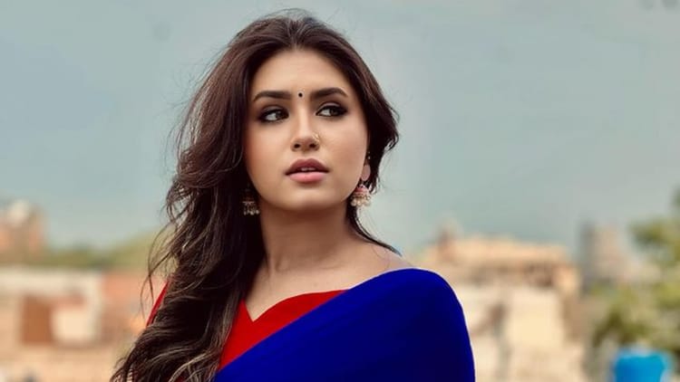 Pakistani Actress Mishi Khan Say Tiktok Star Minahil Malik Leaked Her Explicit Video For Fame ...